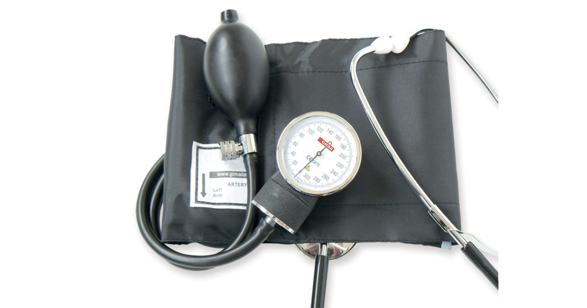 YTON Aneroid Sphygmo with Incorporated Stethoscope Black Cuff 32703 ...